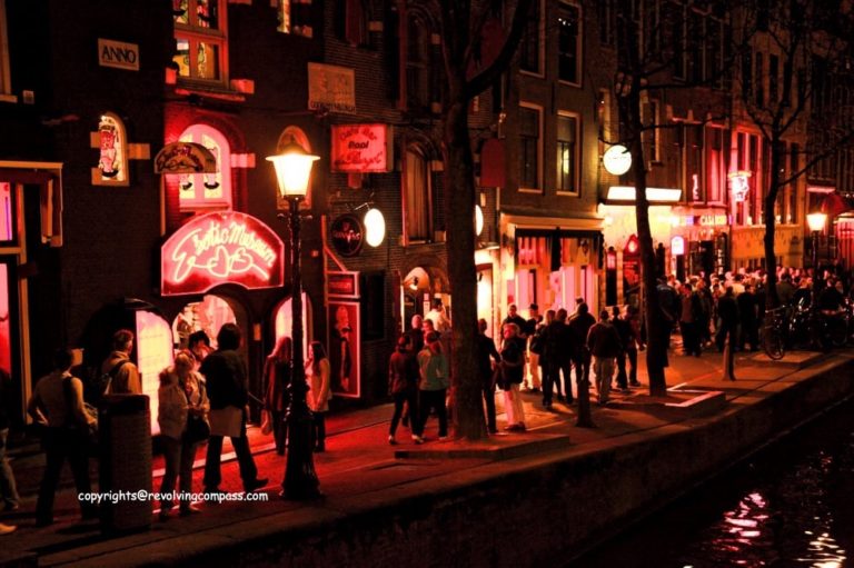 A Free Self Guided Amsterdam Walking Tour The Revolving Compass