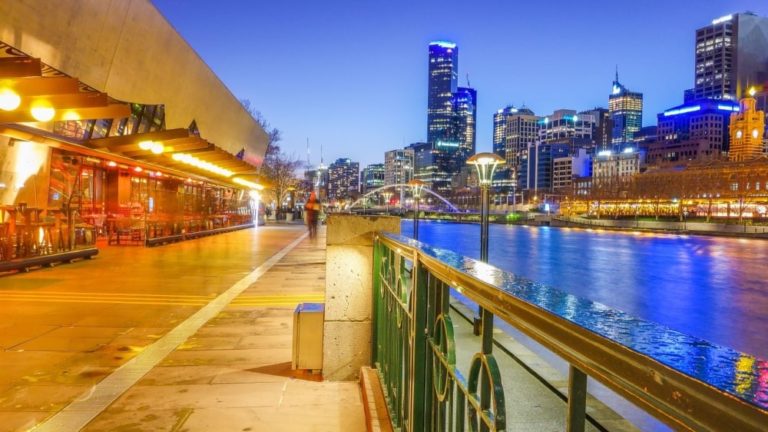 Things to do in Melbourne - our Melbourne bucket list - The Revolving ...