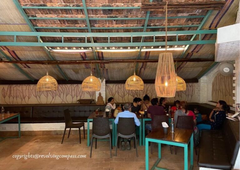One day trip to Varkala - The Revolving Compass