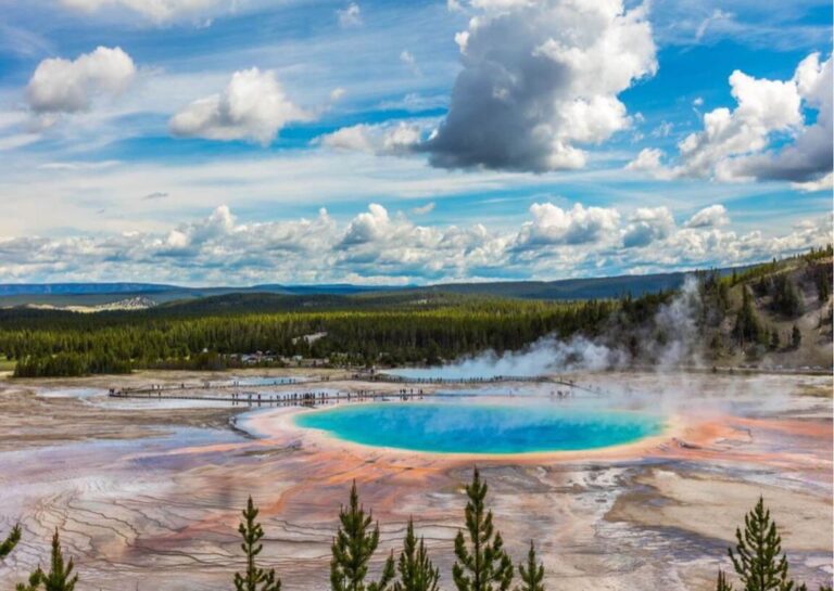 Top 10 Scenic Road Trips in the Western USA - The Revolving Compass