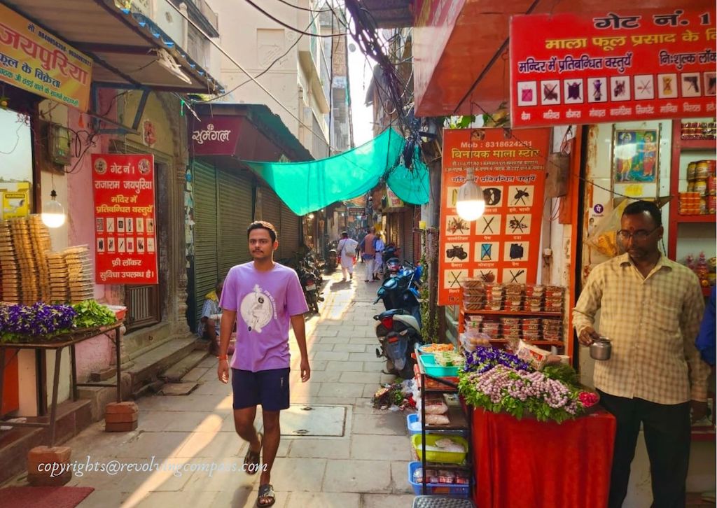 Varanasi_Streets_1 - 1 - The Revolving Compass